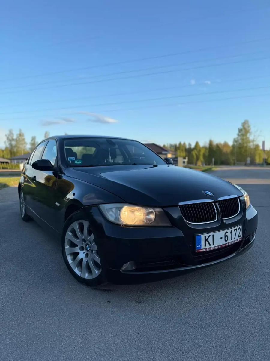 Black BMW 320 2006 in Riga, with an engine capacity of 2.00 L and mileage of 412 thousand km for 3700 €, photo 1 on AUTOMOTO.COM.LV