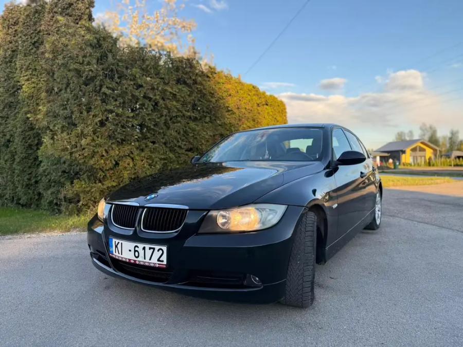 Black BMW 320 2006 in Riga, with an engine capacity of 2.00 L and mileage of 412 thousand km for 3700 €, photo 3 on AUTOMOTO.COM.LV