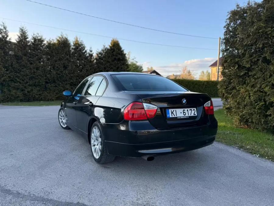 Black BMW 320 2006 in Riga, with an engine capacity of 2.00 L and mileage of 412 thousand km for 3700 €, photo 5 on AUTOMOTO.COM.LV