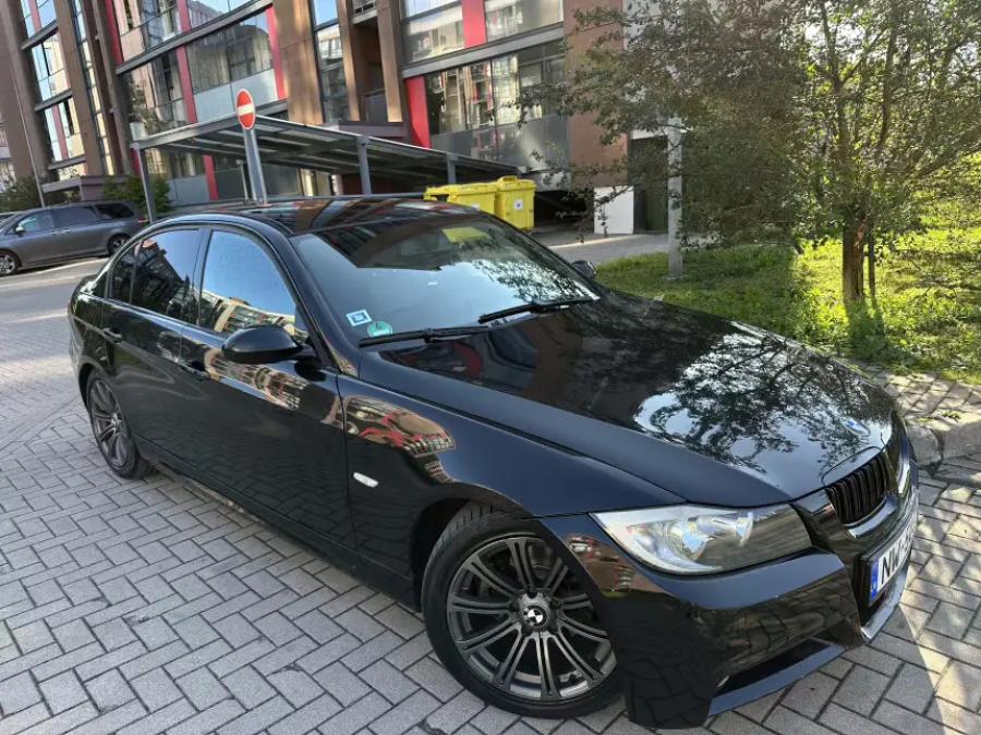 Black BMW 320 2006 in Riga, with an engine capacity of 2.00 L and mileage of 264 thousand km for 3990 €, photo 3 on AUTOMOTO.COM.LV