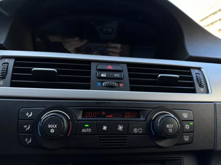 Black BMW 320 2006 in Riga, with an engine capacity of 2.00 L and mileage of 264 thousand km for 3990 €, photo 19 on AUTOMOTO.COM.LV
