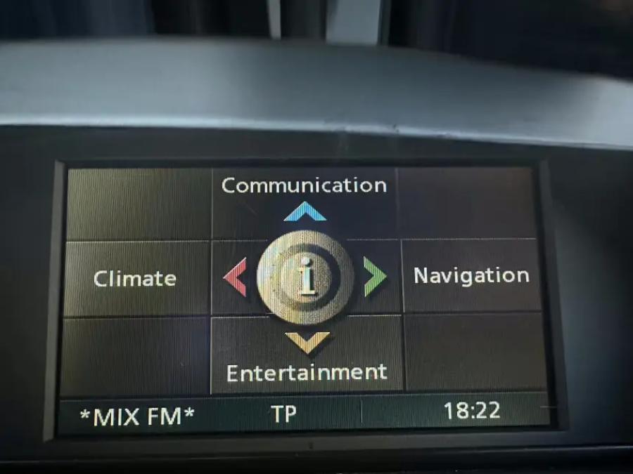 Black BMW 320 2006 in Riga, with an engine capacity of 2.00 L and mileage of 264 thousand km for 3990 €, photo 20 on AUTOMOTO.COM.LV