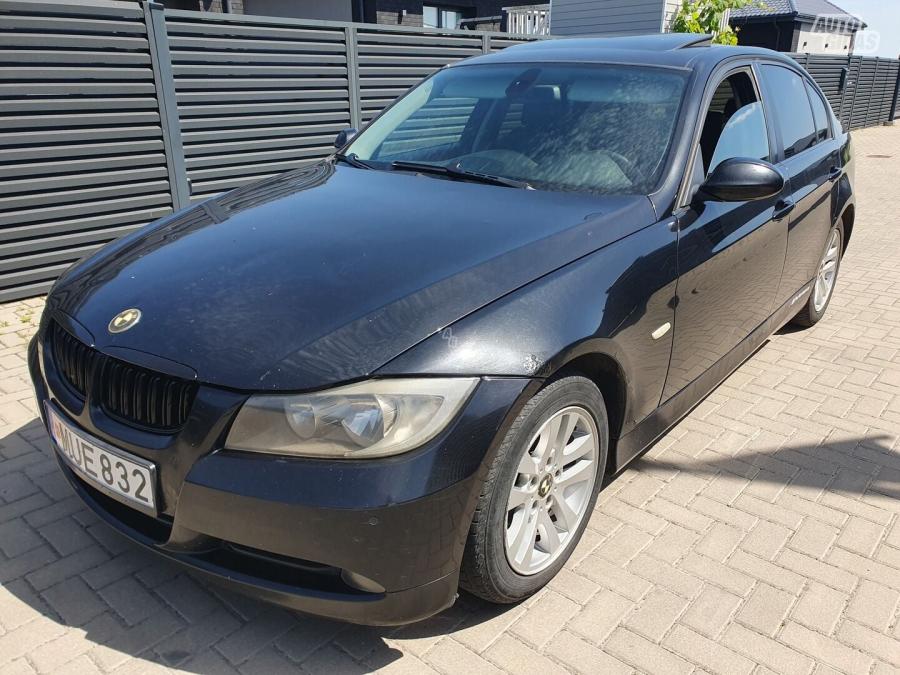 Melns BMW 320 2006 Kauņa, ar dzinēja tilpumu 2.00 L un nobraukumu 380 tūkst. km par 2350 €, foto 4 vietnē AUTOMOTO.COM.LV
