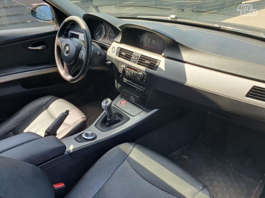 Melns BMW 320 2006 Kauņa, ar dzinēja tilpumu 2.00 L un nobraukumu 380 tūkst. km par 2350 €, foto 6 vietnē AUTOMOTO.COM.LV