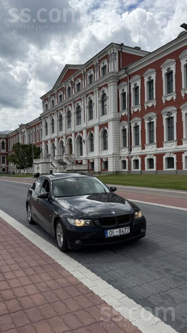 Melns BMW 320 2006 Rīga, ar dzinēja tilpumu 2.00 L un nobraukumu 264 tūkst. km par 3800 €, foto 1 vietnē AUTOMOTO.COM.LV