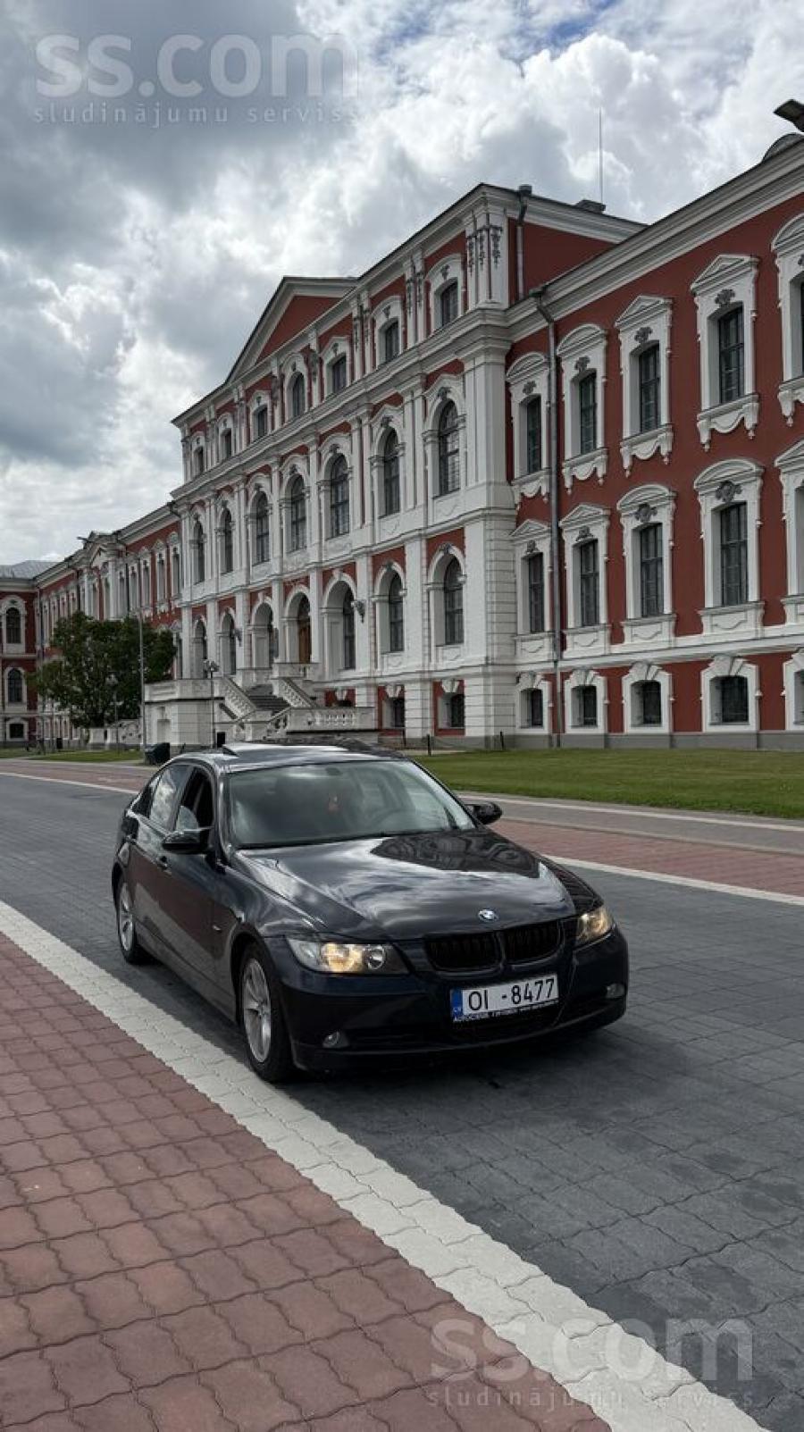 Black BMW 320 2006 in Riga, with an engine capacity of 2.00 L and mileage of 264 thousand km for 3800 €, photo 1 on AUTOMOTO.COM.LV