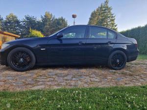 Black BMW 320 2006 in Siauliai, with an engine capacity of 2.00 L and mileage of 430 thousand km for 2750 €, photo  on AUTOMOTO.COM.LV