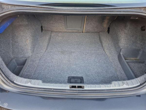 Melns BMW 320 2006 Šauļi, ar dzinēja tilpumu 2.00 L un nobraukumu 430 tūkst. km par 2750 €, foto 10 vietnē AUTOMOTO.COM.LV