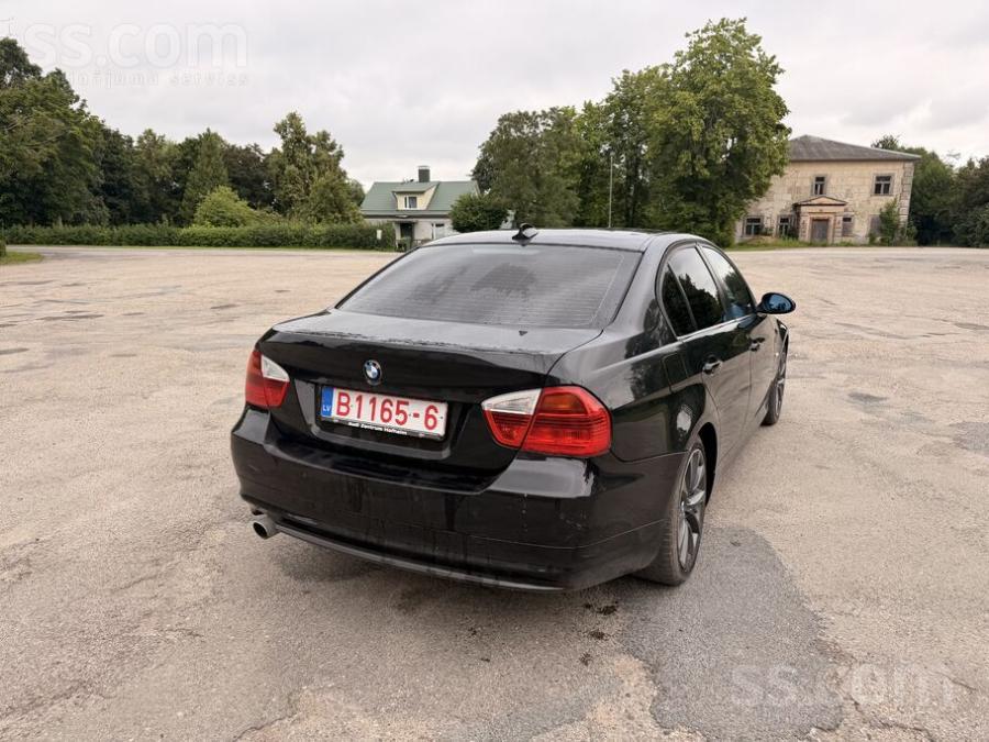 Черный БМВ 320 2006 в Лиепая, объемом двигателя 2.00 л и пробегом 247 тыс. км за 2500 €, фото 5 на AUTOMOTO.COM.LV