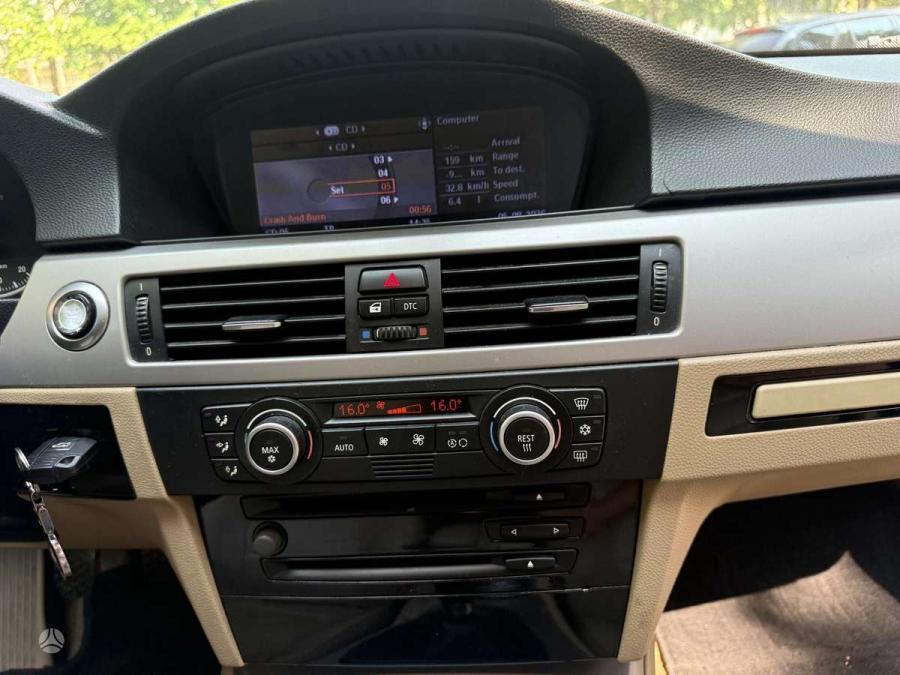 Black BMW 320 2006 in Vilnius, with an engine capacity of 2.00 L and mileage of 299 thousand km for 2500 €, photo 10 on AUTOMOTO.COM.LV