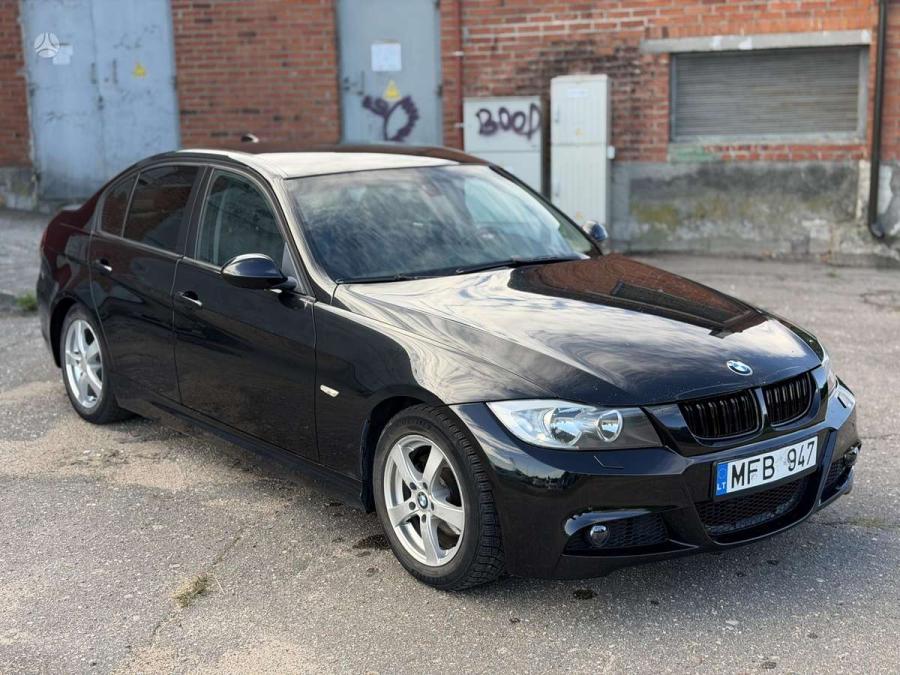Melns BMW 320 2006 Kauņa, ar dzinēja tilpumu 2.00 L un nobraukumu 337 tūkst. km par 4900 €, foto 4 vietnē AUTOMOTO.COM.LV