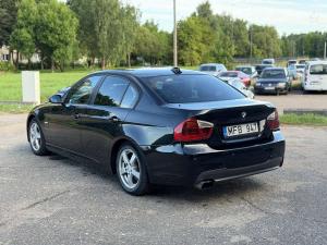 Melns BMW 320 2006 Kauņa, ar dzinēja tilpumu 2.00 L un nobraukumu 337 tūkst. km par 4900 €, foto 8 vietnē AUTOMOTO.COM.LV