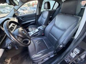 Melns BMW 320 2006 Kauņa, ar dzinēja tilpumu 2.00 L un nobraukumu 337 tūkst. km par 4900 €, foto 15 vietnē AUTOMOTO.COM.LV