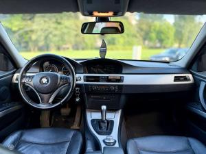Melns BMW 320 2006 Kauņa, ar dzinēja tilpumu 2.00 L un nobraukumu 337 tūkst. km par 4900 €, foto 16 vietnē AUTOMOTO.COM.LV