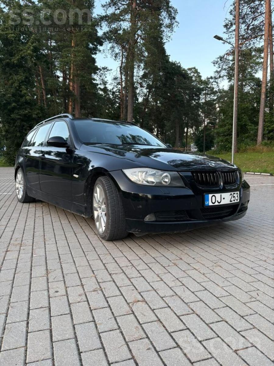 Black BMW 320 2006 in Riga, with an engine capacity of 2.00 L and mileage of 380 thousand km for 2200 €, photo 1 on AUTOMOTO.COM.LV
