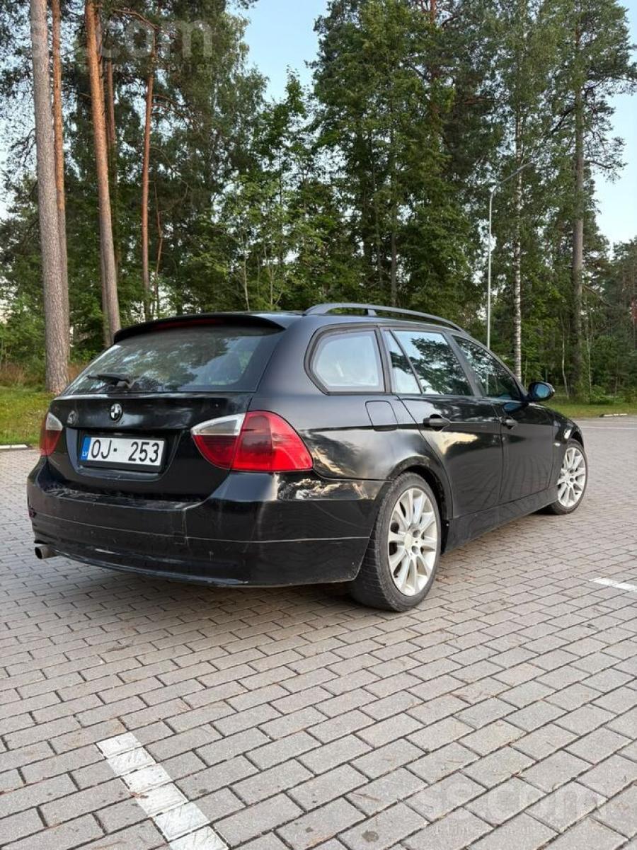 Black BMW 320 2006 in Riga, with an engine capacity of 2.00 L and mileage of 380 thousand km for 2200 €, photo 5 on AUTOMOTO.COM.LV
