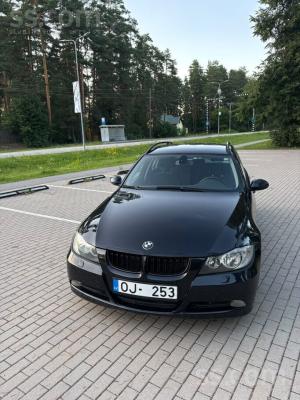 Black BMW 320 2006 in Riga, with an engine capacity of 2.00 L and mileage of 380 thousand km for 2200 €, photo 8 on AUTOMOTO.COM.LV