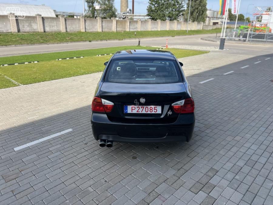 Melns BMW 320 2006 Šilutė, ar dzinēja tilpumu 2.00 L un nobraukumu 263 tūkst. km par 3499 €, foto 6 vietnē AUTOMOTO.COM.LV