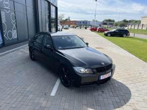 Melns BMW 320 2006 Šilutė, ar dzinēja tilpumu 2.00 L un nobraukumu 263 tūkst. km par 3499 €, foto 10 vietnē AUTOMOTO.COM.LV