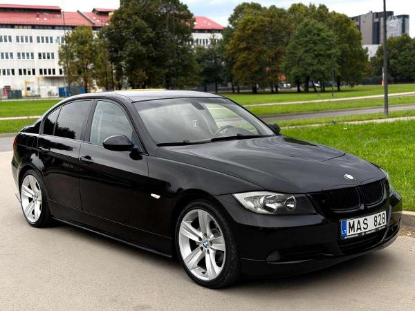 БМВ 320 2006 в Каунас на AUTOMOTO.COM.LV Черный БМВ 320 2006 в Каунас, объемом двигателя 2.00 л и пробегом 320 тыс. км за 4500 €, фото 1 на AUTOMOTO.COM.LV