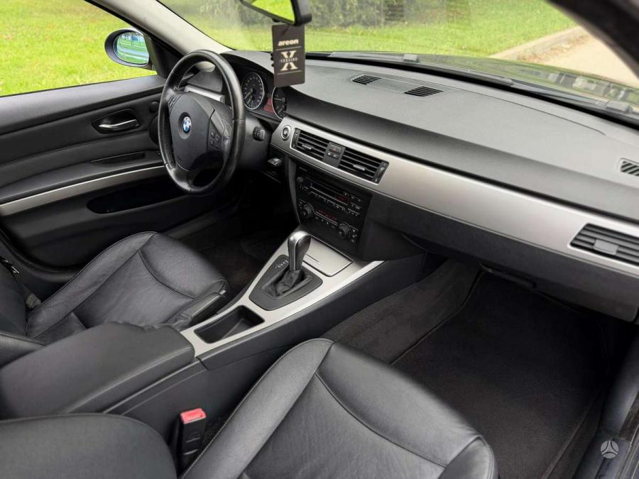 Черный БМВ 320 2006 в Каунас, объемом двигателя 2.00 л и пробегом 320 тыс. км за 4500 €, фото 11 на AUTOMOTO.COM.LV