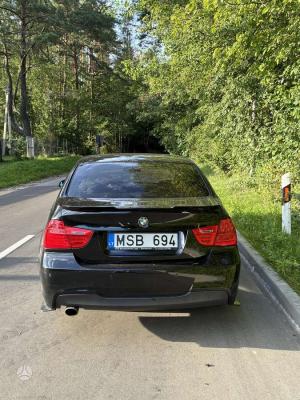 Melns BMW 320 2006 Viļņa, ar dzinēja tilpumu 2.00 L un nobraukumu 343 tūkst. km par 3800 €, foto 6 vietnē AUTOMOTO.COM.LV