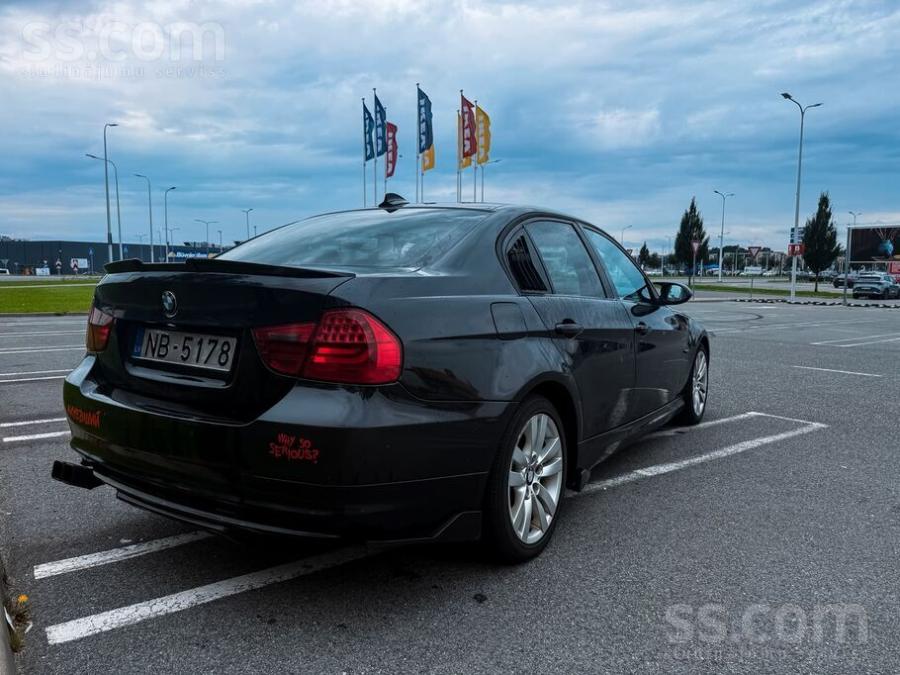 Melns BMW 320 2006 Rīga, ar dzinēja tilpumu 2.00 L un nobraukumu 368 tūkst. km par 4000 €, foto 7 vietnē AUTOMOTO.COM.LV