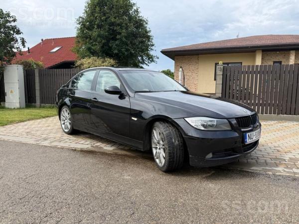 Melns BMW 320 2006 Rīga, ar dzinēja tilpumu 2.00 L un nobraukumu 309 tūkst. km par 3600 €, foto 4 vietnē AUTOMOTO.COM.LV