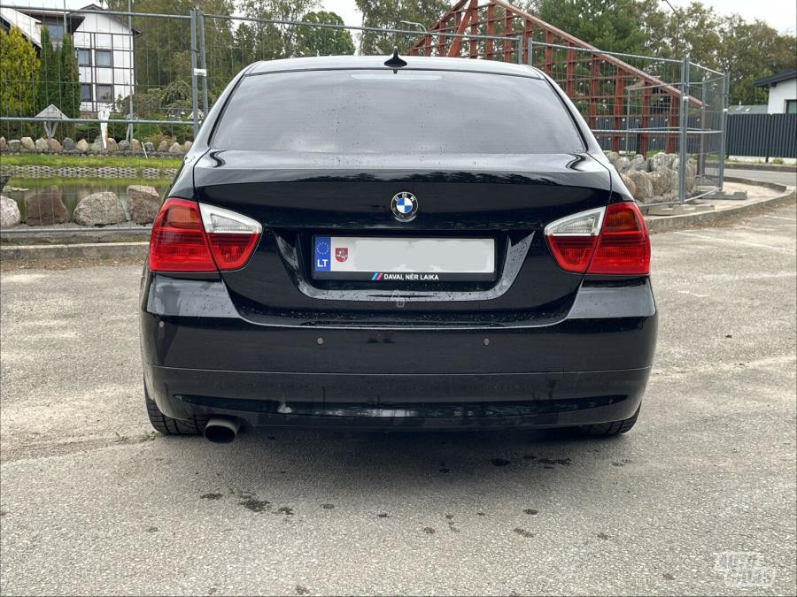 Black BMW 320 2006 in Klaipeda, with an engine capacity of 2.00 L and mileage of 0 thousand km for 2250 €, photo 6 on AUTOMOTO.COM.LV