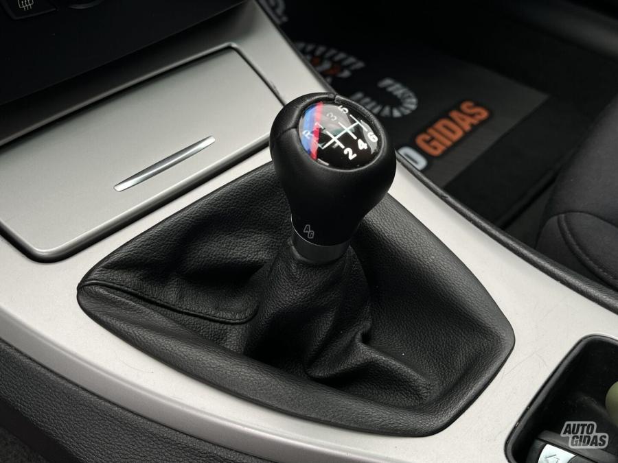 Black BMW 320 2006 in Klaipeda, with an engine capacity of 2.00 L and mileage of 0 thousand km for 2250 €, photo 14 on AUTOMOTO.COM.LV