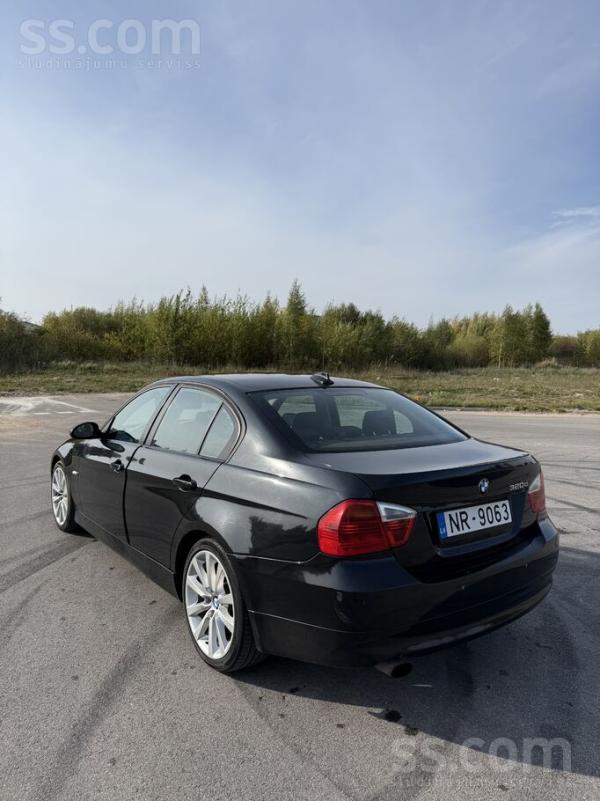 Black BMW 320 2006 in Dobele, with an engine capacity of 2.00 L and mileage of 306 thousand km for 3850 €, photo 6 on AUTOMOTO.COM.LV