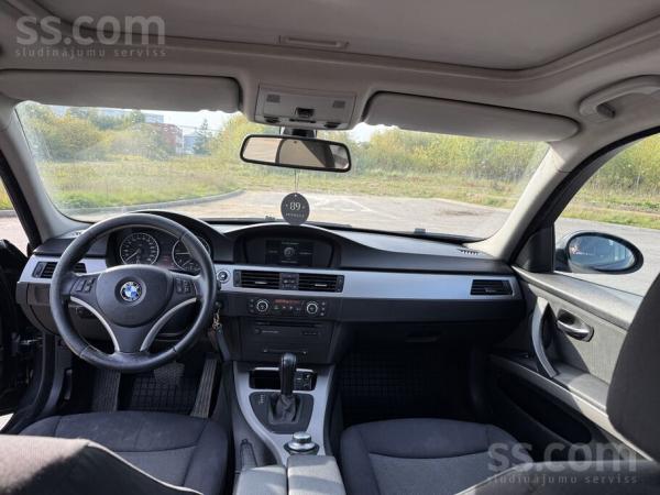 Black BMW 320 2006 in Dobele, with an engine capacity of 2.00 L and mileage of 306 thousand km for 3850 €, photo 10 on AUTOMOTO.COM.LV
