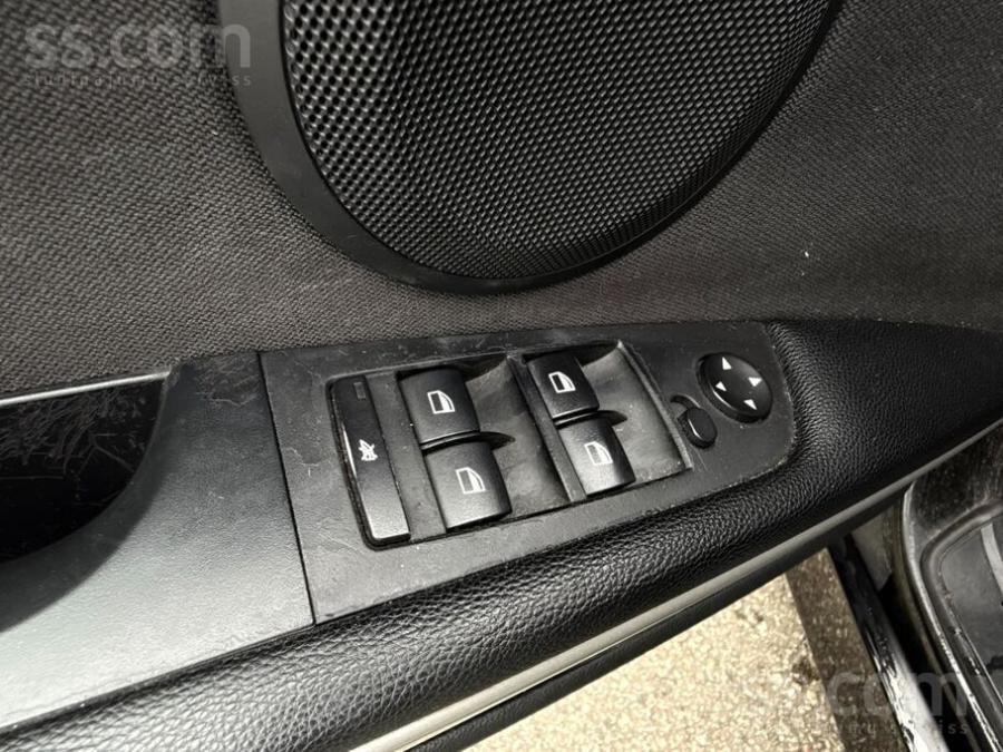Black BMW 320 2006 in Bauska, with an engine capacity of 2.00 L and mileage of 0 thousand km for 3950 €, photo 18 on AUTOMOTO.COM.LV