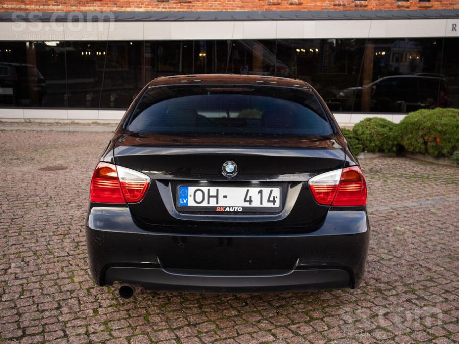 Black BMW 320 2006 in Liepaja, with an engine capacity of 2.00 L and mileage of 354 thousand km for 3700 €, photo 6 on AUTOMOTO.COM.LV