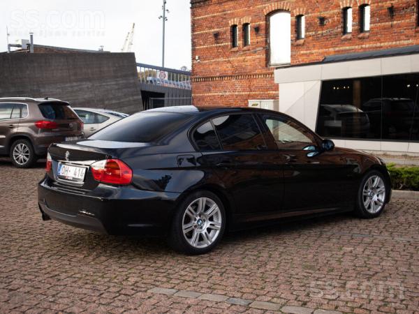 Melns BMW 320 2006 Liepāja, ar dzinēja tilpumu 2.00 L un nobraukumu 354 tūkst. km par 3700 €, foto 7 vietnē AUTOMOTO.COM.LV