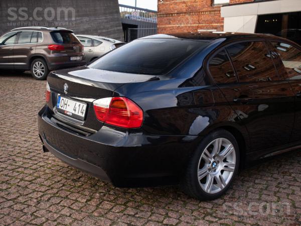 Melns BMW 320 2006 Liepāja, ar dzinēja tilpumu 2.00 L un nobraukumu 354 tūkst. km par 3700 €, foto 8 vietnē AUTOMOTO.COM.LV