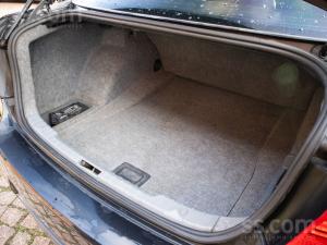 Black BMW 320 2006 in Liepaja, with an engine capacity of 2.00 L and mileage of 354 thousand km for 3700 €, photo 15 on AUTOMOTO.COM.LV