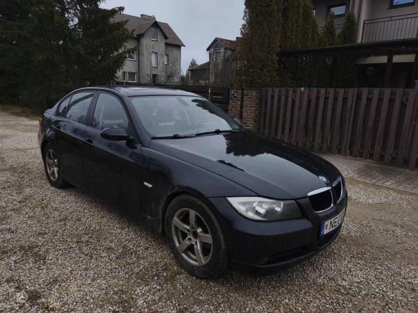 Black BMW 320 2007 in Vilnius, with an engine capacity of 2.00 L and mileage of 255 thousand km for 2250 €, photo 7 on AUTOMOTO.COM.LV