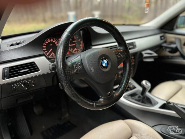 Melns BMW 320 2007 Viļņa, ar dzinēja tilpumu 2.00 L un nobraukumu 249 tūkst. km par 3149 €, foto 10 vietnē AUTOMOTO.COM.LV