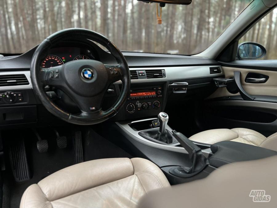 Melns BMW 320 2007 Viļņa, ar dzinēja tilpumu 2.00 L un nobraukumu 249 tūkst. km par 3149 €, foto 13 vietnē AUTOMOTO.COM.LV