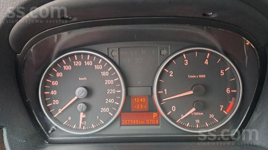 Black BMW 320 2007 in Jekabpils, with an engine capacity of 2.00 L and mileage of 208 thousand km for 3300 €, photo 12 on AUTOMOTO.COM.LV