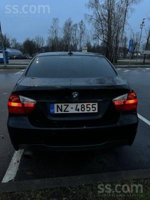 Black BMW 320 2007 in Riga, with an engine capacity of 2.00 L and mileage of 480 thousand km for 5000 €, photo 8 on AUTOMOTO.COM.LV