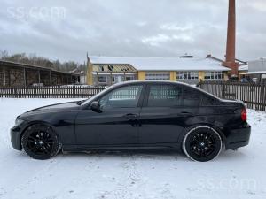 Melns BMW 320 2007 Valmiera, ar dzinēja tilpumu 2.00 L un nobraukumu 380 tūkst. km par 3990 €, foto 2 vietnē AUTOMOTO.COM.LV