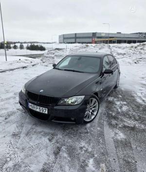 Melns BMW 320 2007 Viļņa, ar dzinēja tilpumu 1.95 L un nobraukumu 330 tūkst. km par 5300 €, foto  vietnē AUTOMOTO.COM.LV