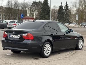Melns BMW 320 2007 Kaišiadorys, ar dzinēja tilpumu 2.00 L un nobraukumu 340 tūkst. km par 2300 €, foto 2 vietnē AUTOMOTO.COM.LV