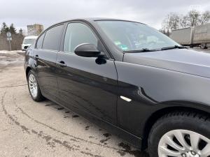Melns BMW 320 2007 Kaišiadorys, ar dzinēja tilpumu 2.00 L un nobraukumu 340 tūkst. km par 2300 €, foto 11 vietnē AUTOMOTO.COM.LV