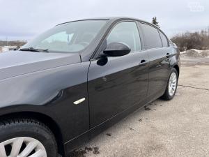 Melns BMW 320 2007 Kaišiadorys, ar dzinēja tilpumu 2.00 L un nobraukumu 340 tūkst. km par 2300 €, foto 12 vietnē AUTOMOTO.COM.LV