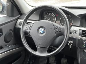 Melns BMW 320 2007 Kaišiadorys, ar dzinēja tilpumu 2.00 L un nobraukumu 340 tūkst. km par 2300 €, foto 23 vietnē AUTOMOTO.COM.LV