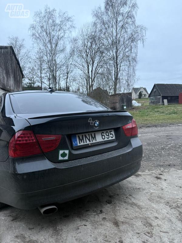 Melns BMW 320 2007 Marijampole, ar dzinēja tilpumu 2.00 L un nobraukumu 300 tūkst. km par 5400 €, foto 5 vietnē AUTOMOTO.COM.LV