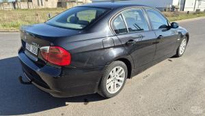 Black BMW 320 2007 in Jonava, with an engine capacity of 2.00 L and mileage of 289 thousand km for 3500 €, photo 5 on AUTOMOTO.COM.LV
